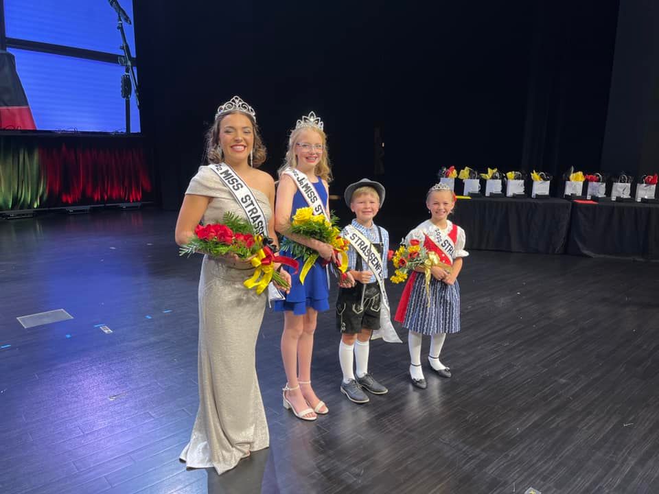 2022 Strassenfest Pageant Winners - 18 WJTS