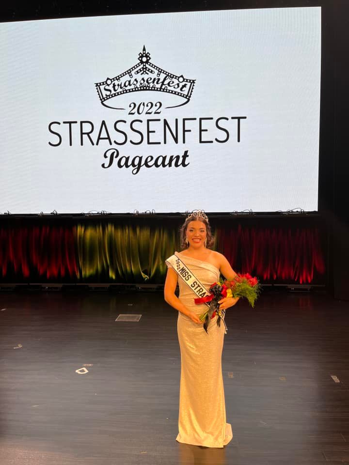 2022 Strassenfest Pageant Winners - 18 WJTS